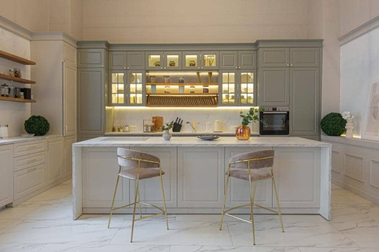 12 Stylish Shaker Cabinet Ideas to Inspire Your Renovation